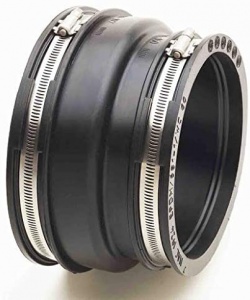 32-40mm x 24-32mm Flexible Coupling - www.drainagefittings.co.uk