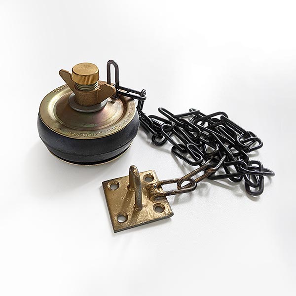 Drain Plug 4 Inch with 1m Chain and Wallplate - www.drainagefittings.co.uk